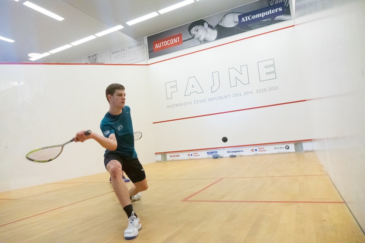 Skvělý squashista Panáček těsně prohrál na turnaji ve Švýcarsku ...