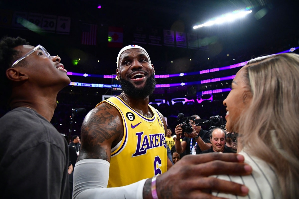 Nejlepší z nejlepších. LeBron James přepsal dějiny, dal nejvíc bodů v ...