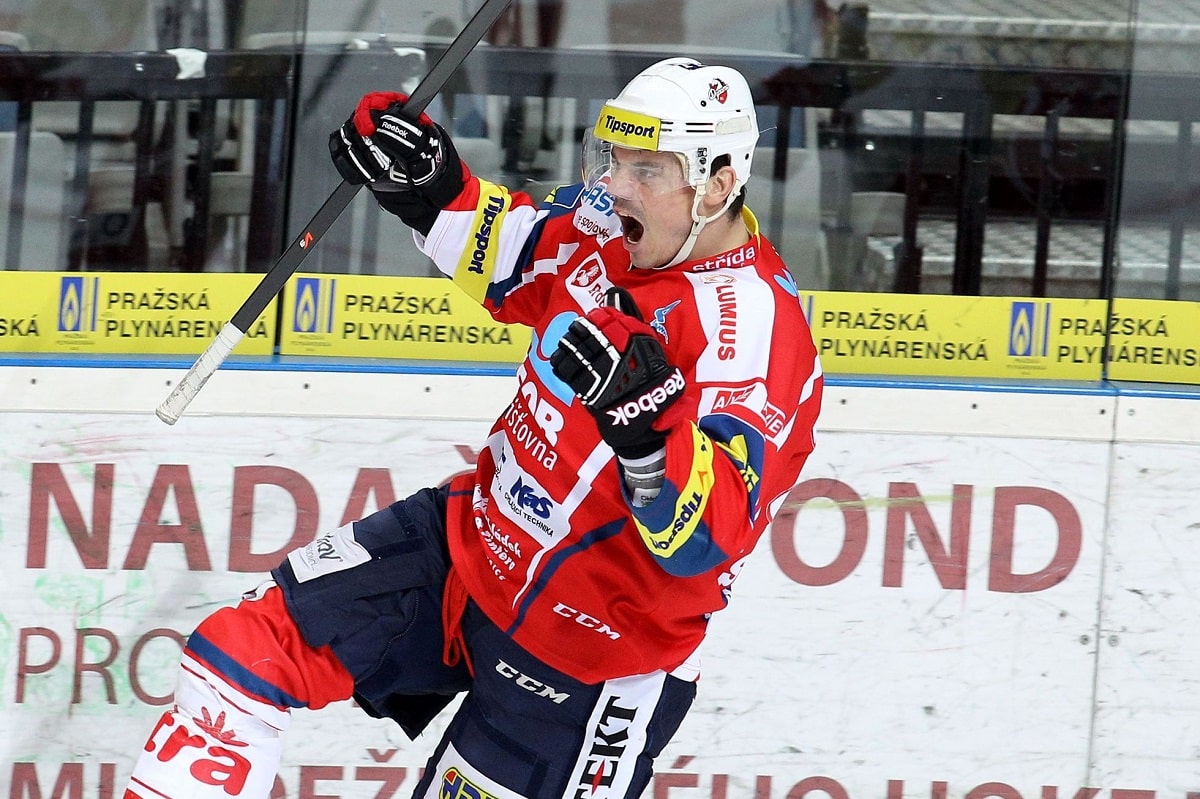 30 let extraligy. 2005: All stars ročník ovládly Pardubice. Tahounem ...